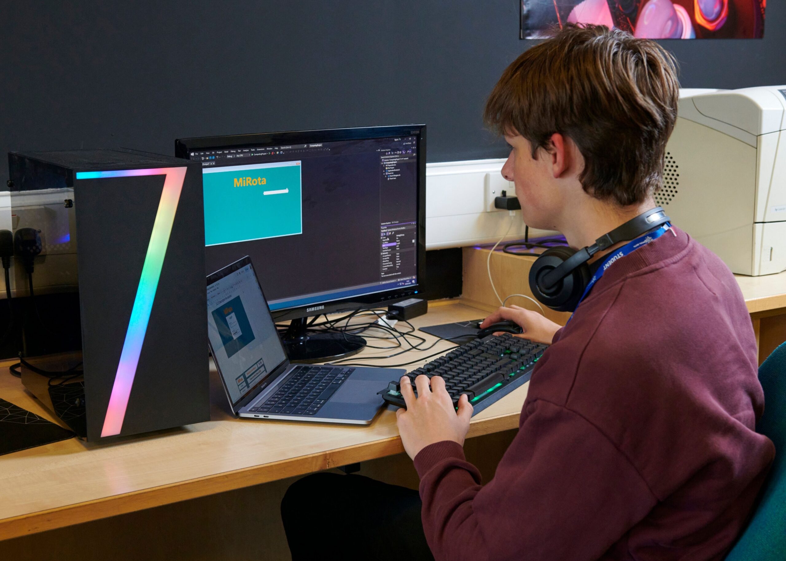 BTEC Level 2 Award: IT | Blackpool Sixth Form