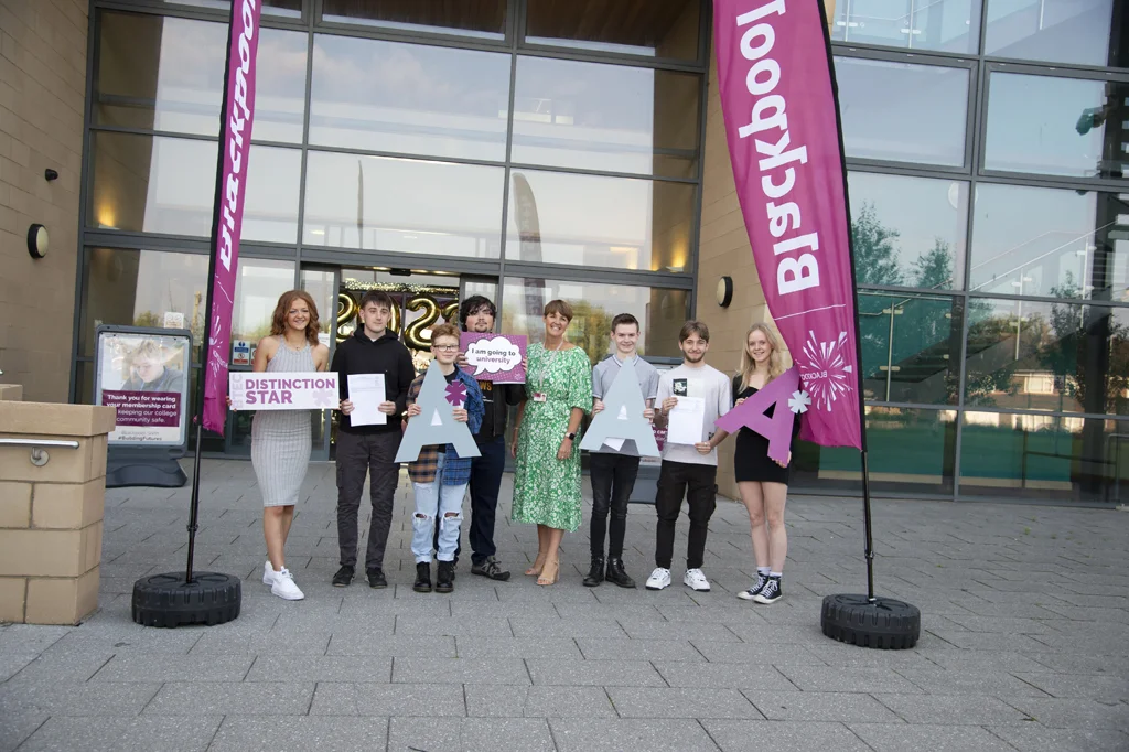 Jill retires after nine fantastic years | Blackpool Sixth Form